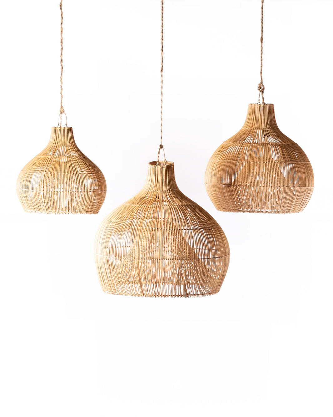 Lámparas de Techo de Ratán | Artesanal y Natural. – tagged "Lámparas ...